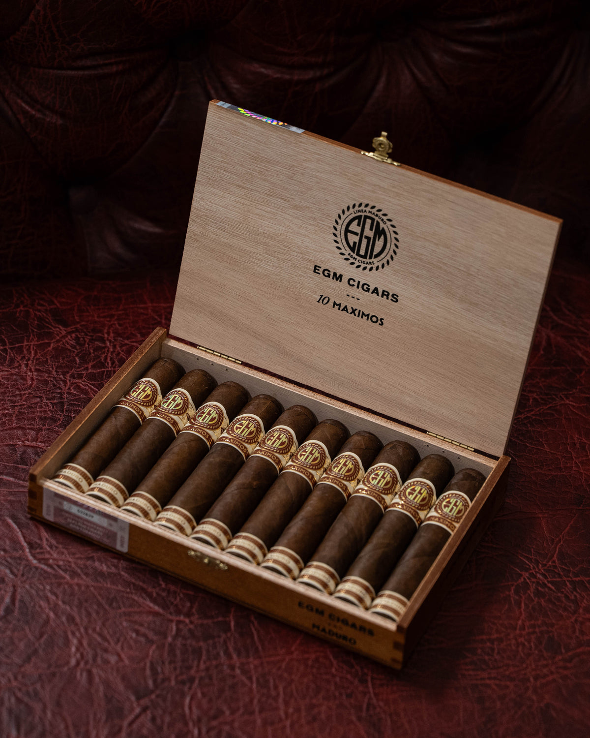 EGM Cigars - Dominican Puros - Totalmente a mano